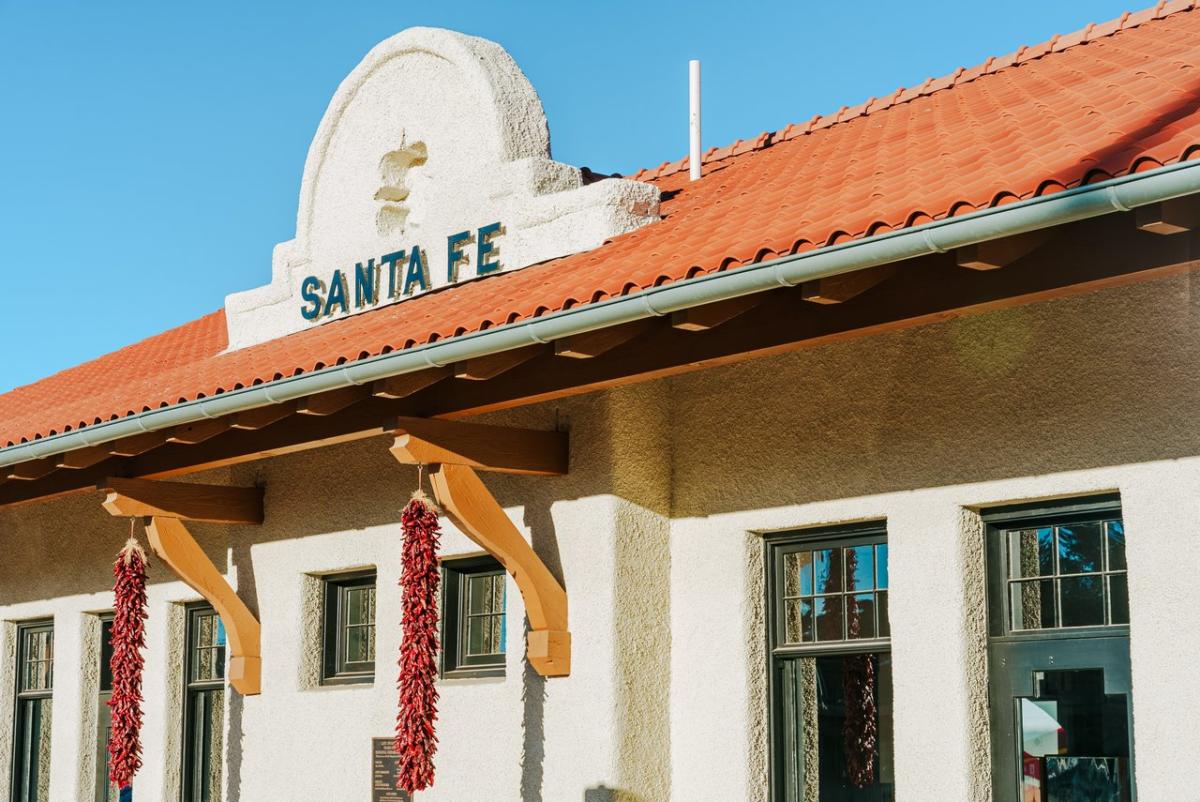 TOURISM Santa Fe Visitor Information Center Railyard