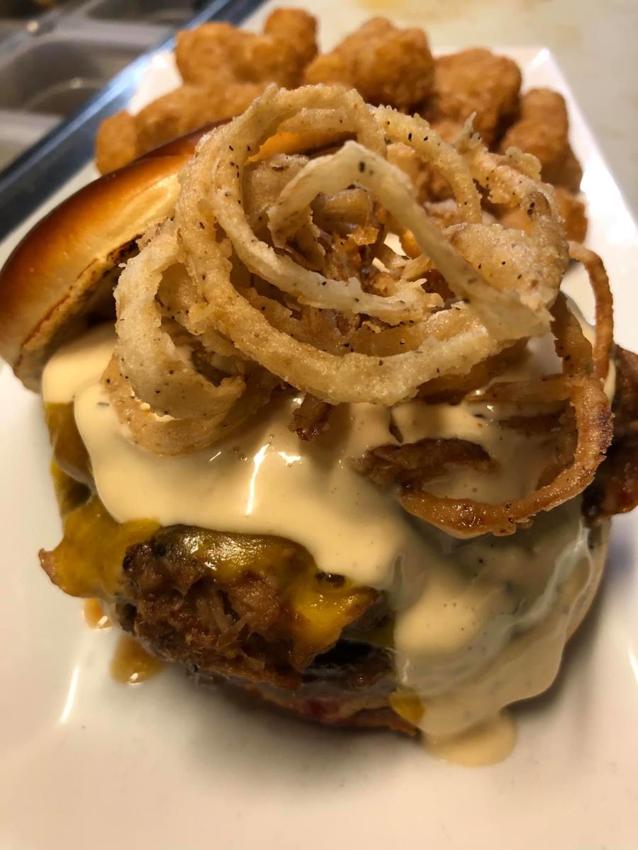 Maxon's American Grill