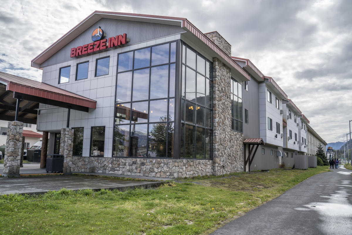 Breeze Inn