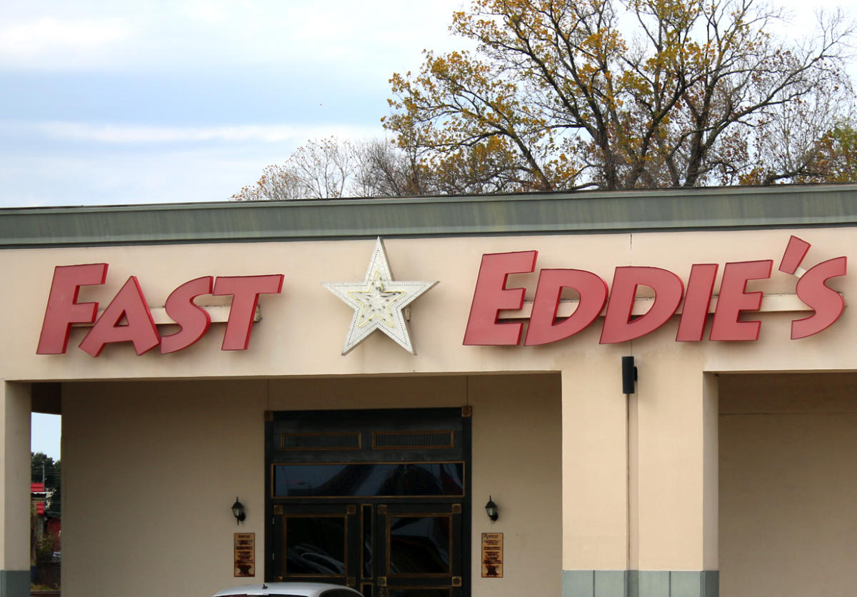 Fast Eddie's World Class Billiards | Bossier City, LA 71111