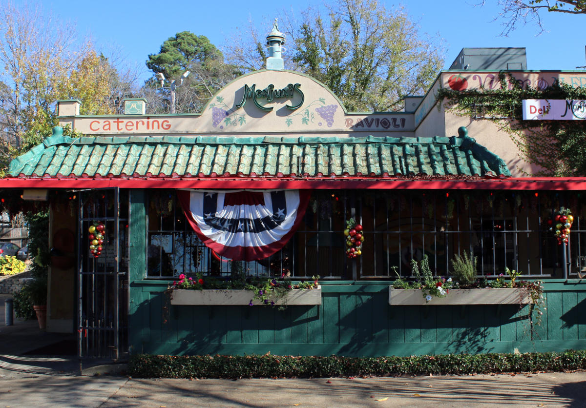 Monjunis Italian Café & Grocery on Louisiana Avenue