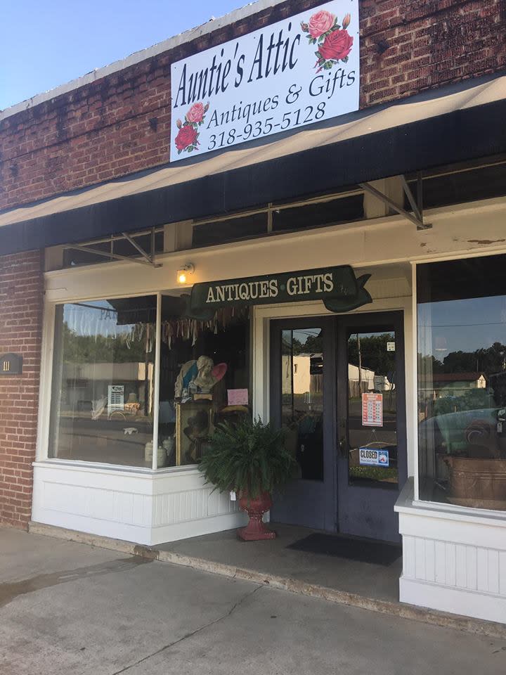 Auntie's Attic Antiques and Gifts