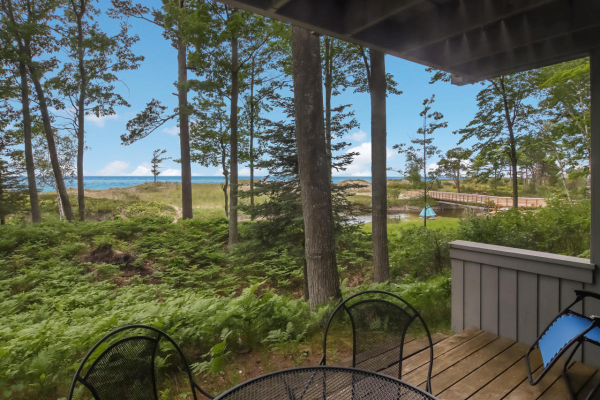 Crystal Beach 07 Striking | Glen Arbor, MI