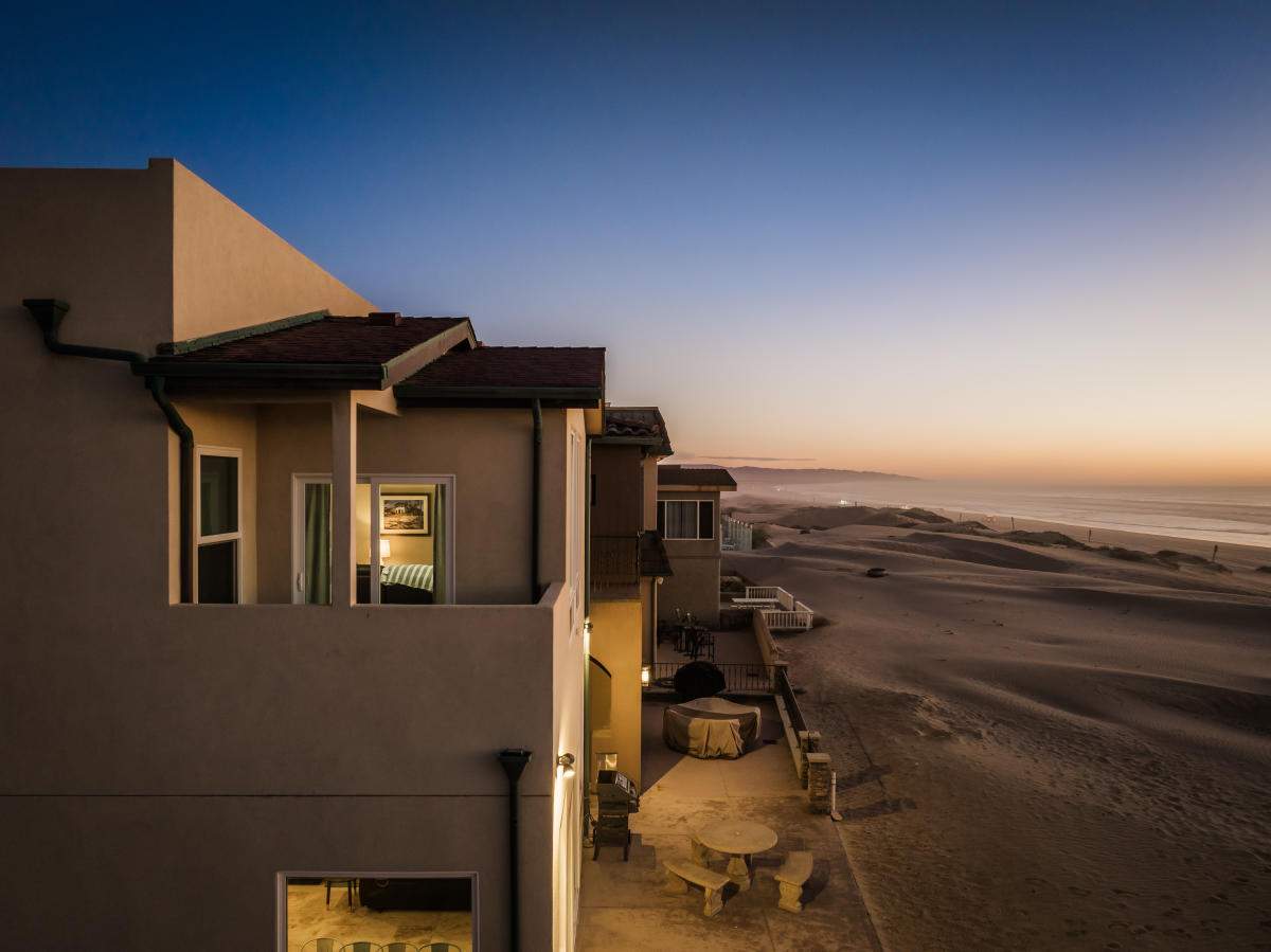 Strandcastle Beach House 2.0 - Oceanfront! | Visit SLO CAL