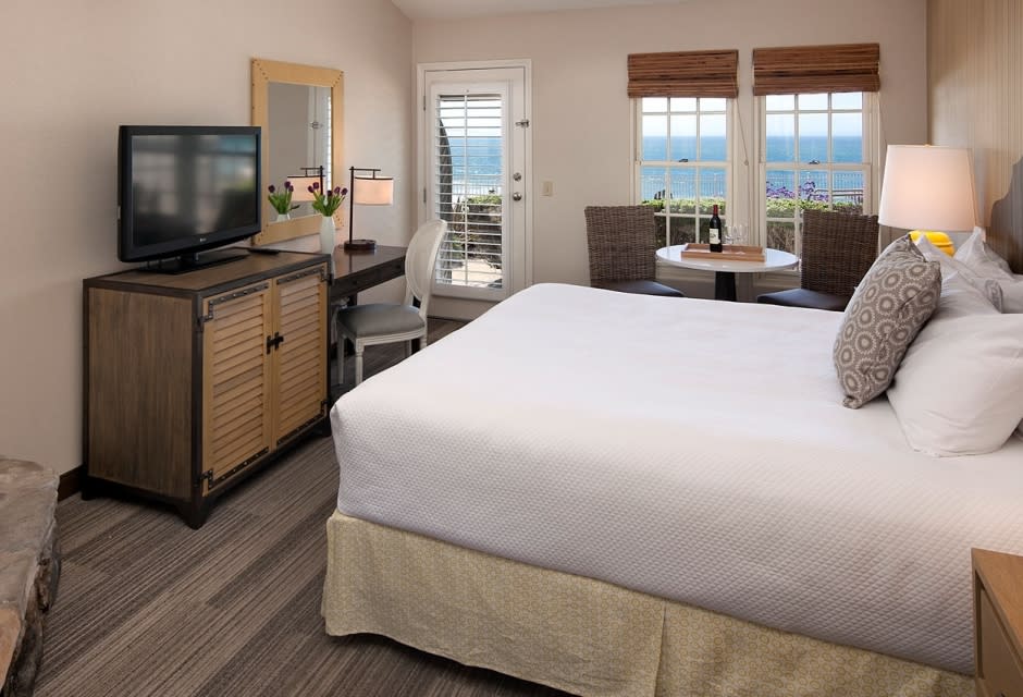 Cottage Inn by the Sea