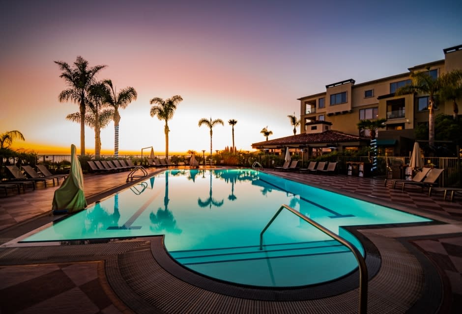 Dolphin Bay Resort & Spa