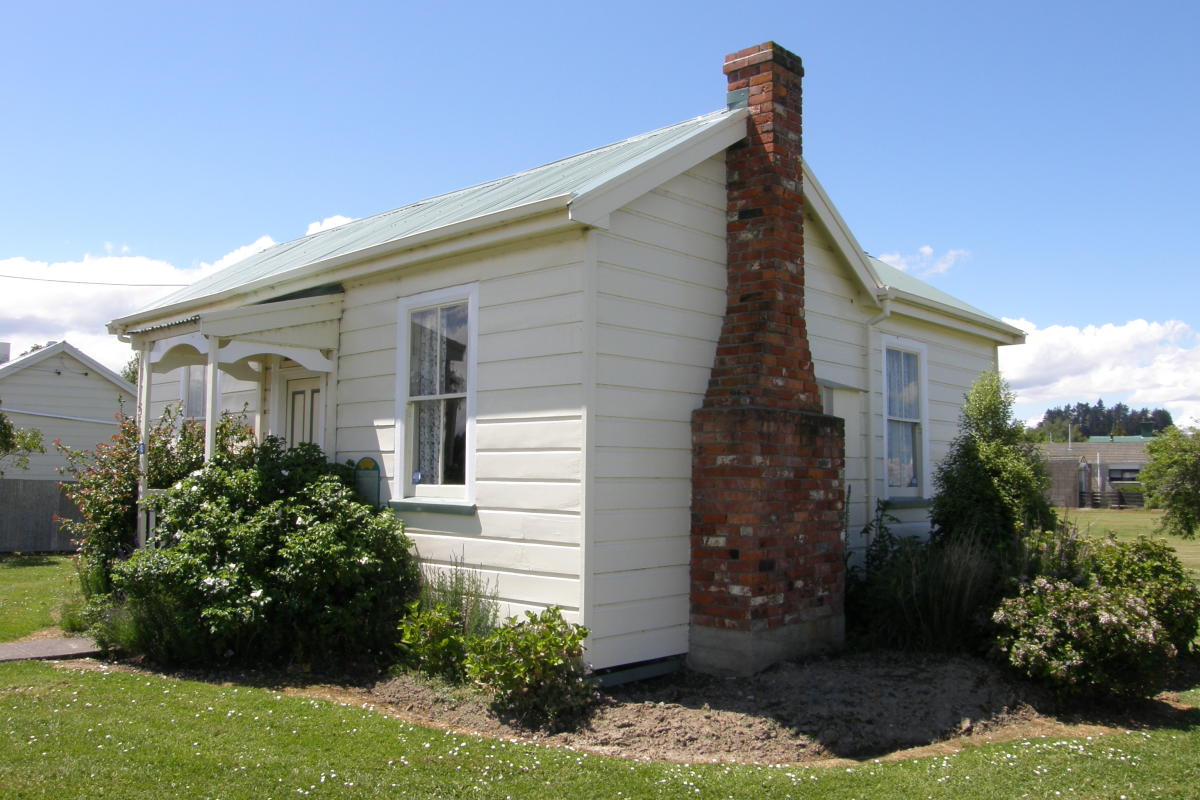 Sinclair Miners Cottage