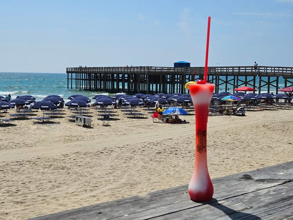 Clayton's Beach Bar & Grill