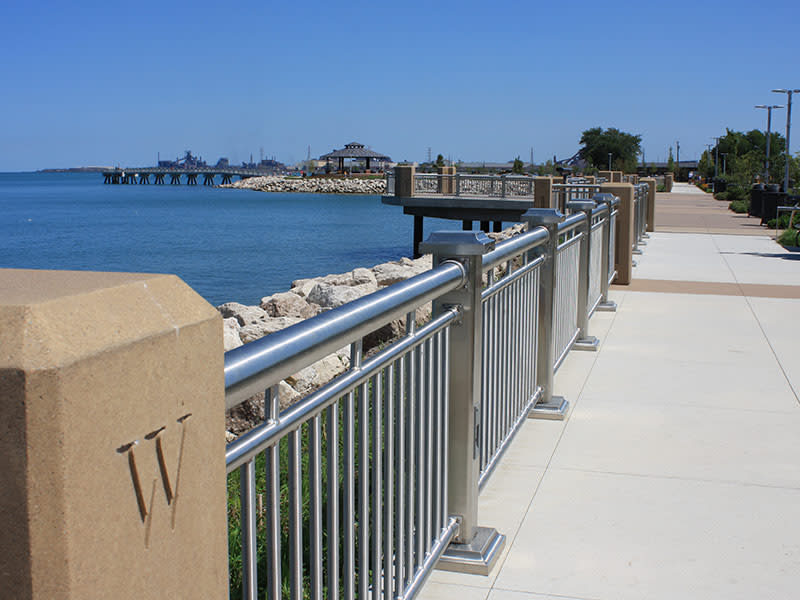 Whiting Lakefront Park