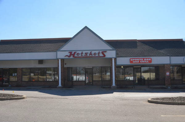 Hotshots Sports Bar & Grill