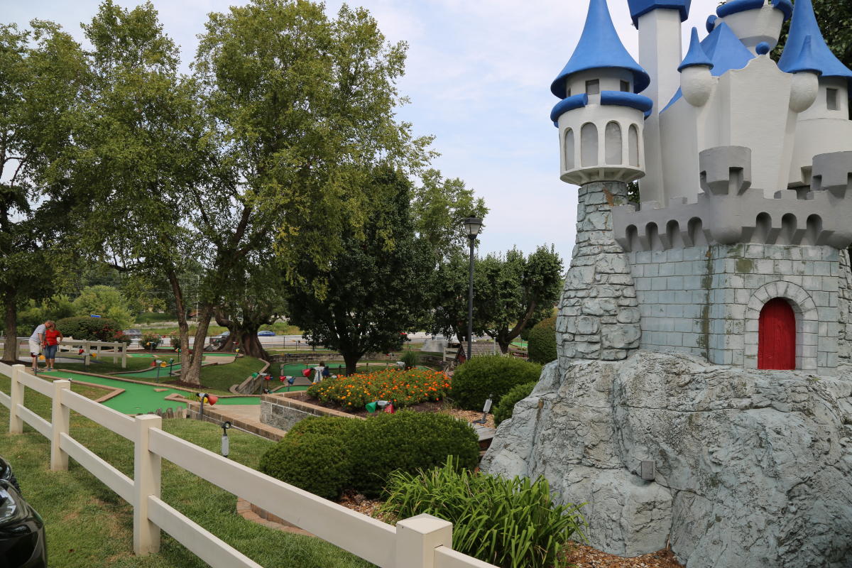 Swing-A-Round Family Fun Center