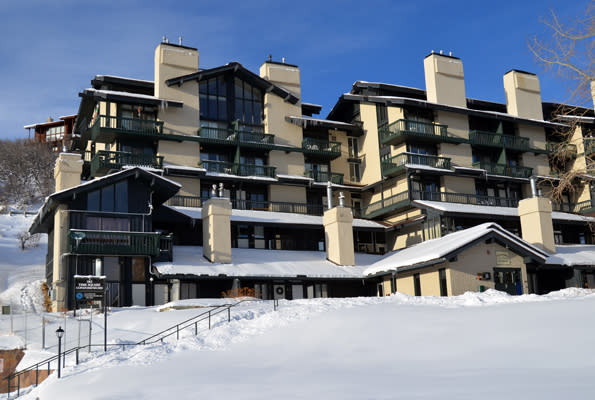 Ski Time Square Condominiums, Mountain Resorts | Condos and Townhomes ...