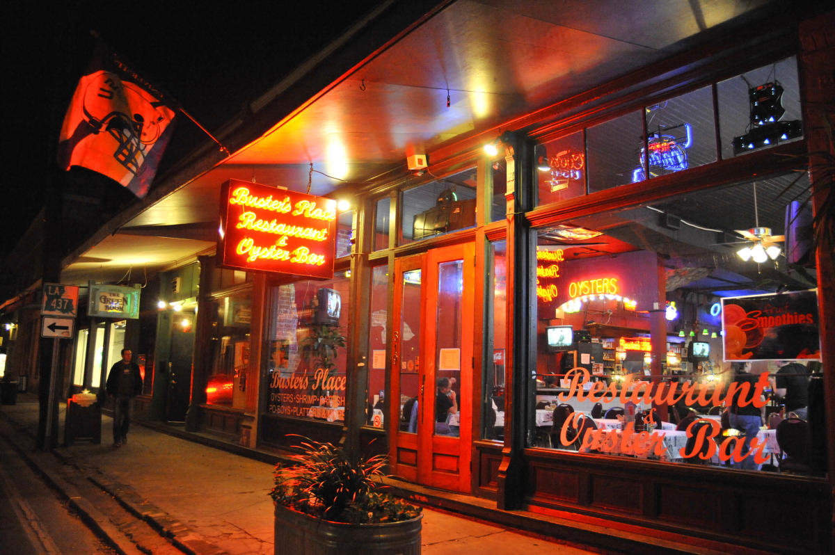 Buster's Place Restaurant & Oyster Bar