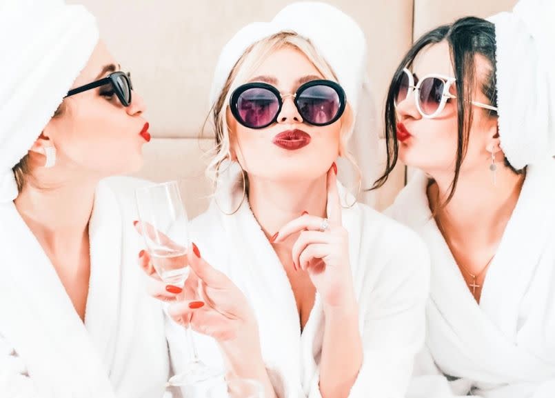 Besties and Bubbles Spa Package