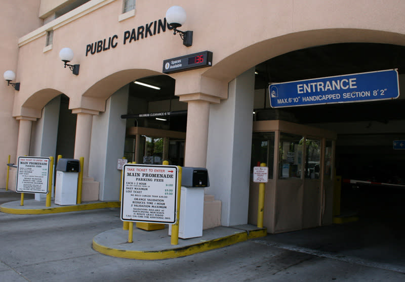 Main Promenade Parking Structure
