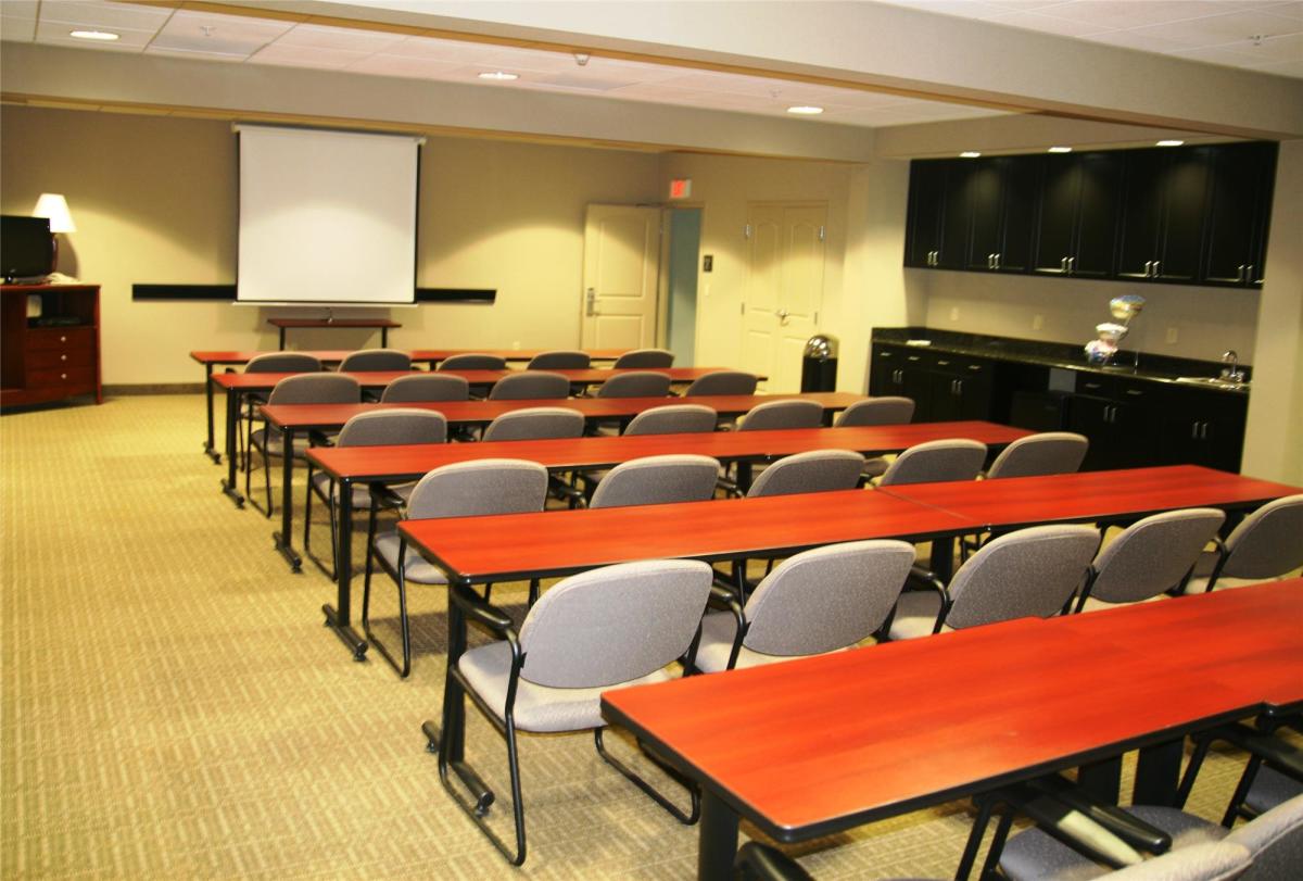 Hampton Inn by Hilton Meeting Room | Lewisburg, PA