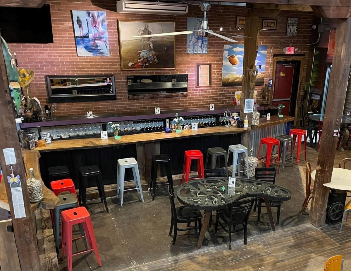 Iron Vines Winery | Sunbury, PA