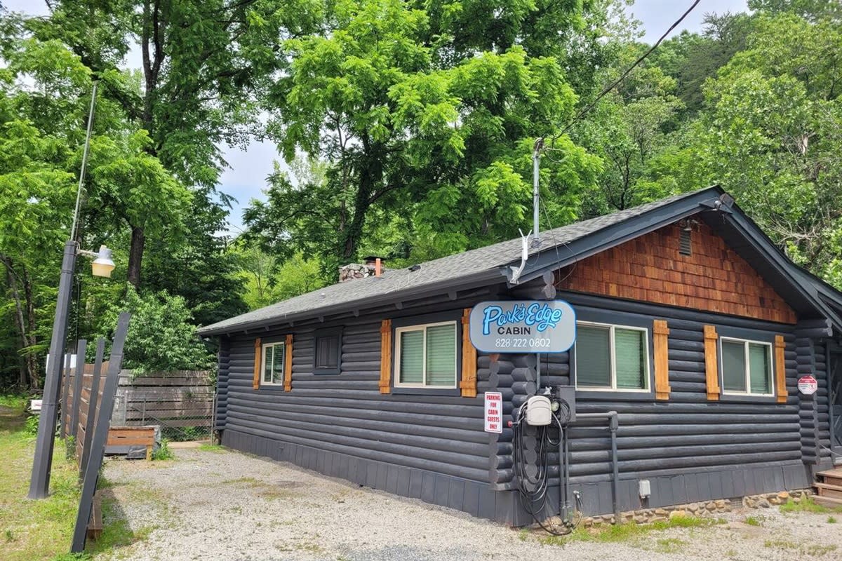 Park's Edge Cabin
