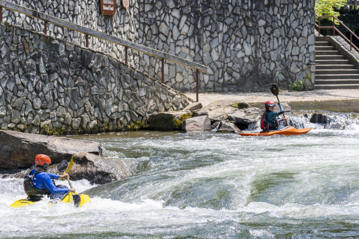 The Play Wave on the Nantahala River