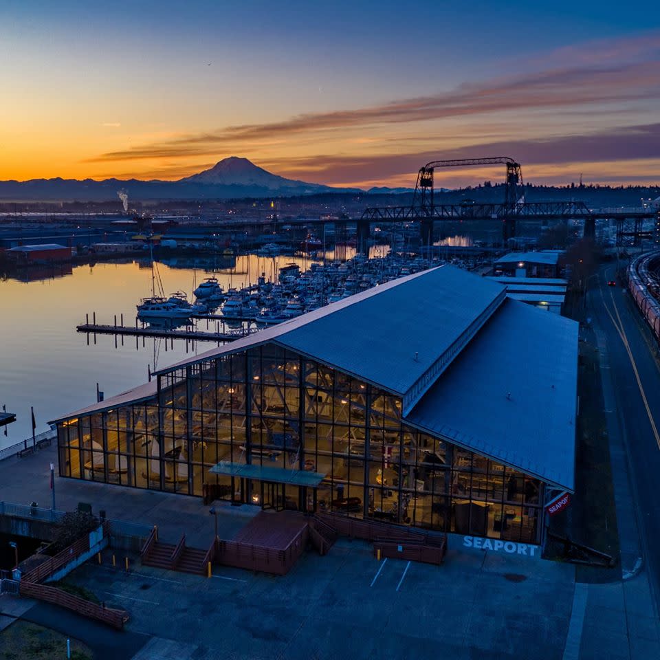 Foss Waterway Seaport