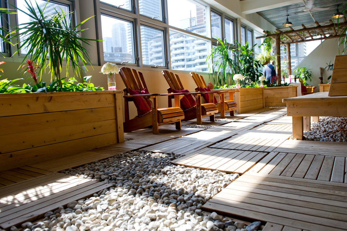 elmspa | Toronto, ON M4Y 2E2