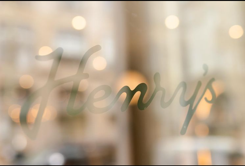 Henry's | Toronto, ON