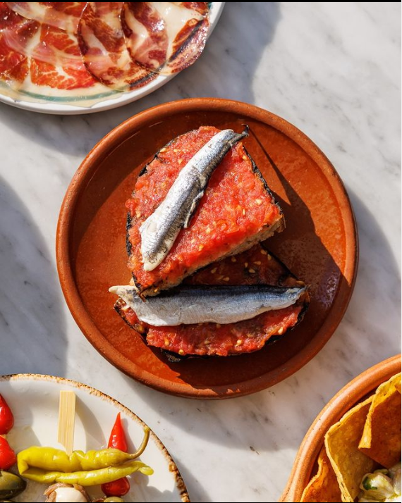 Bar Isabel | Toronto, ON M6G 1C7