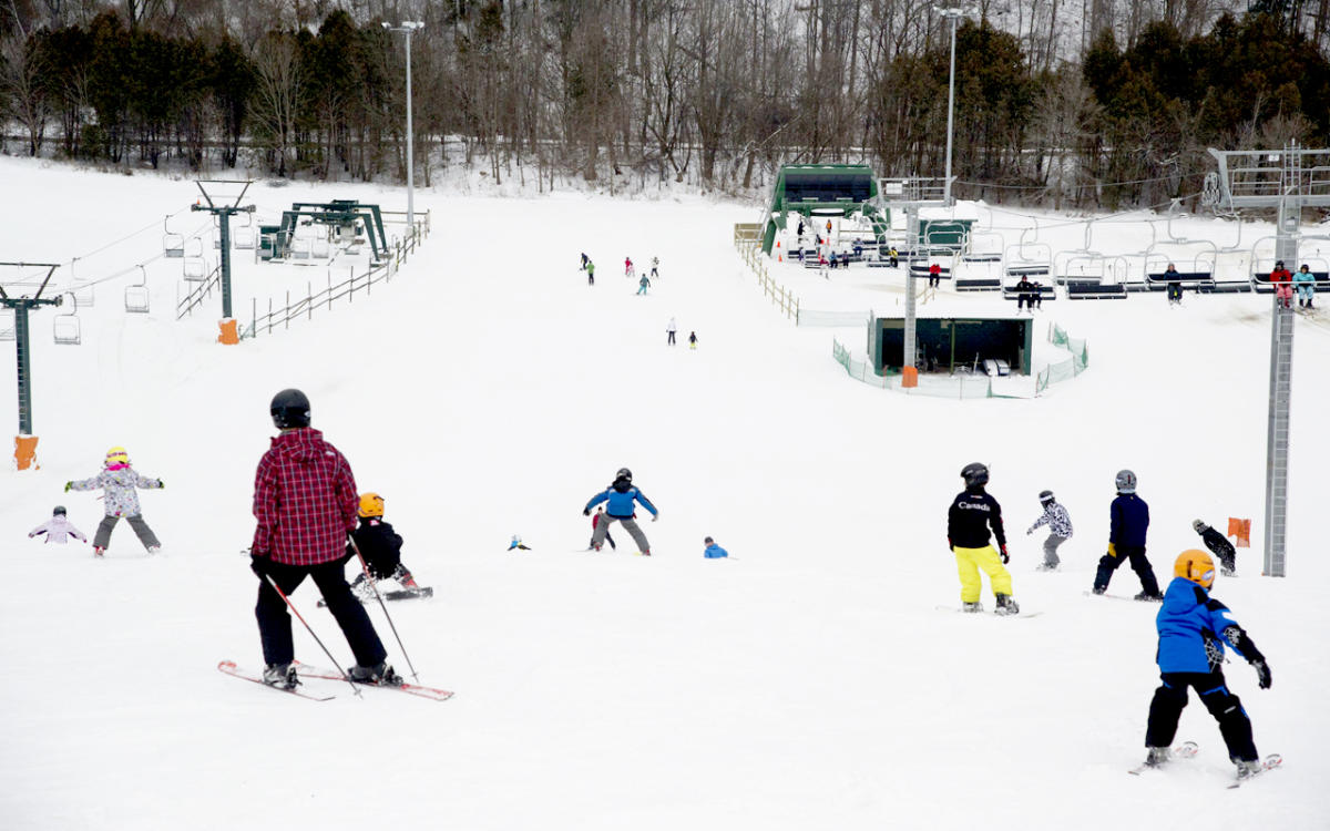 Earl Bales Ski & Snowboarding Centre | North York, ON M3H 3P8