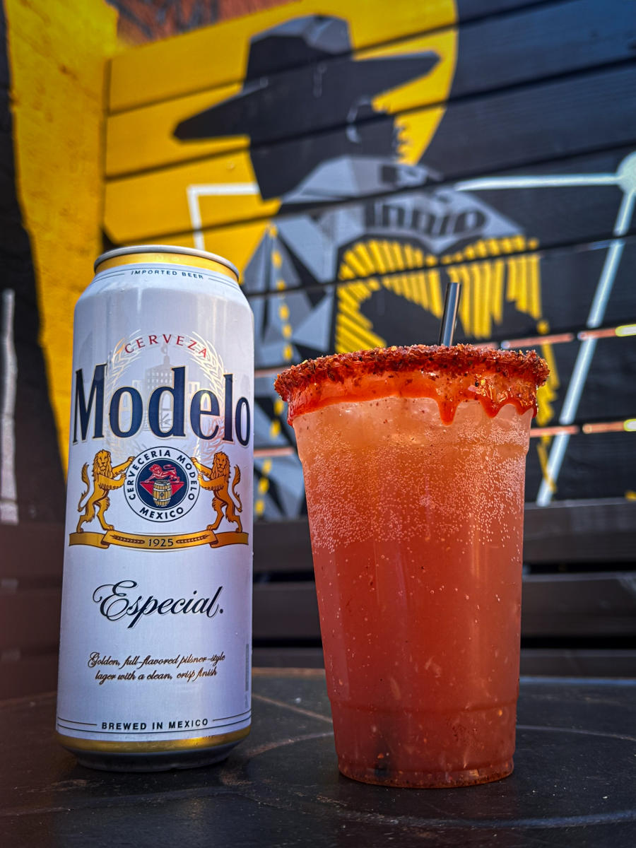 El Indio Botanas y Cerveza | Santa Ana, CA