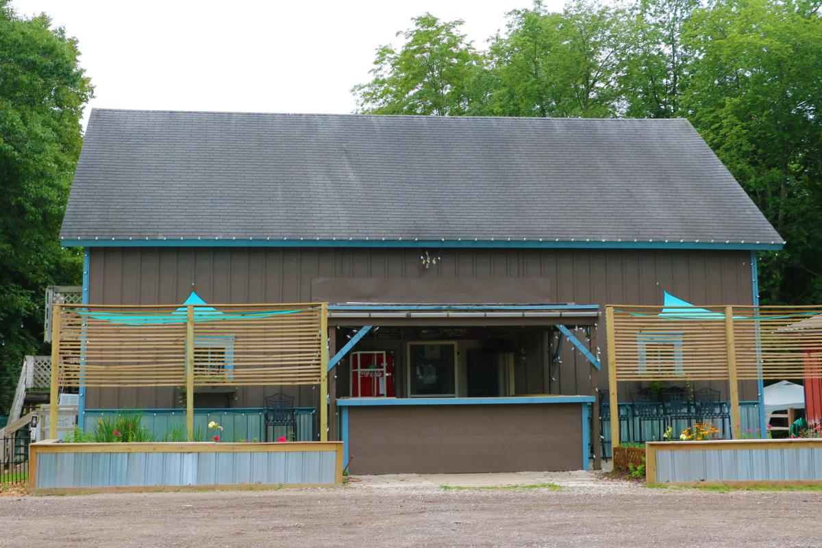 Market 22 | Maple City, MI 49664