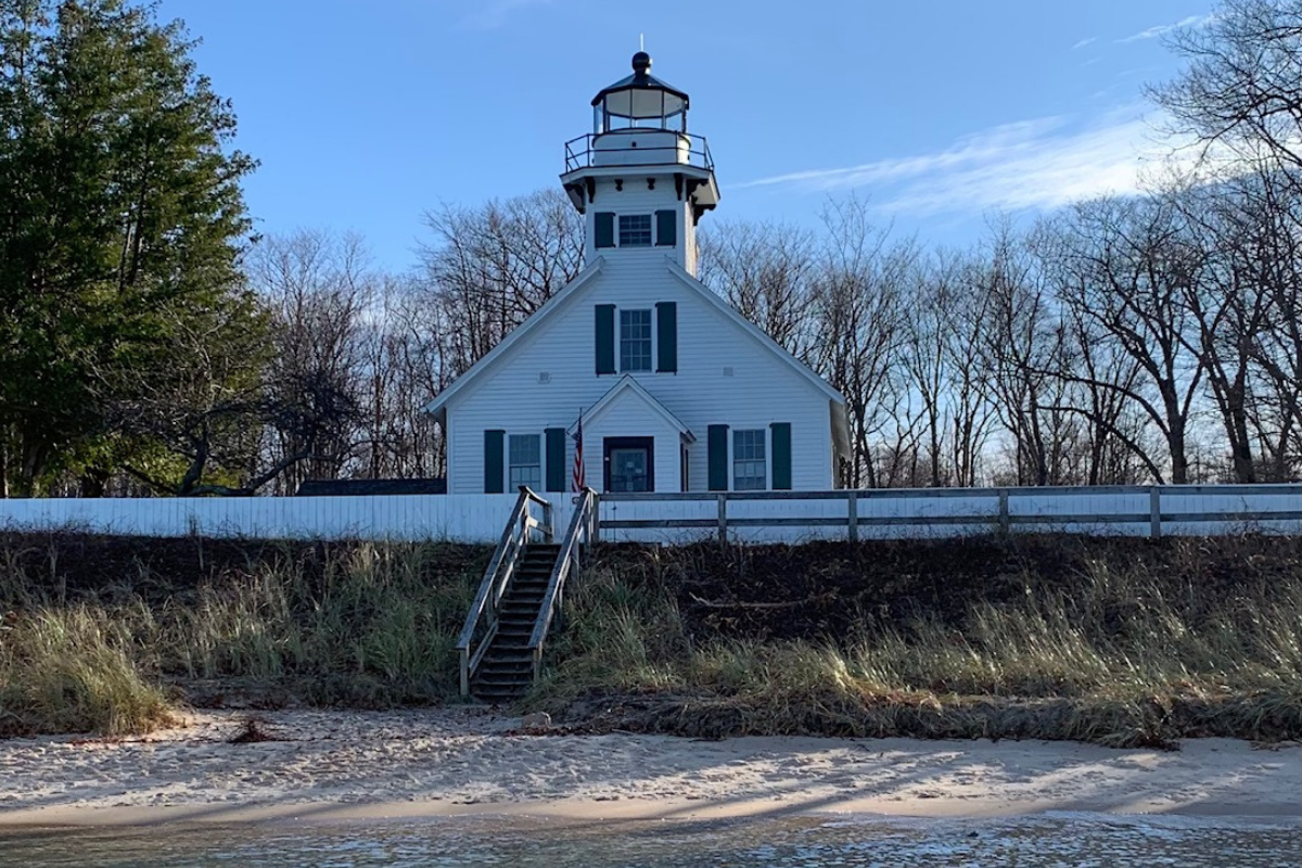 Mission Point Lighthouse | Traverse City, MI 49686