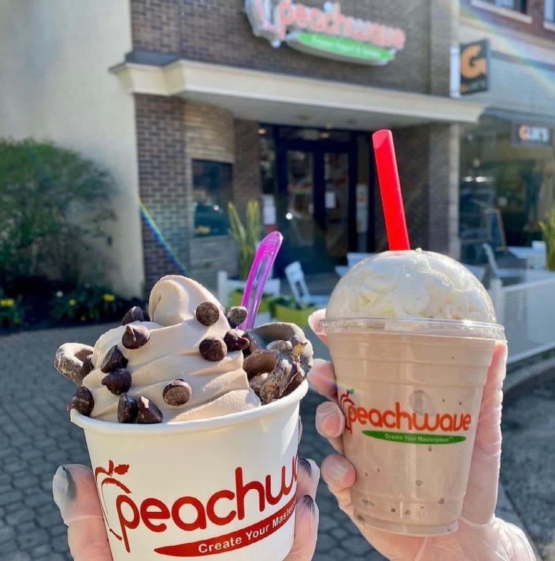 Peachwave Frozen Yogurt | Tulsa, OK 74132