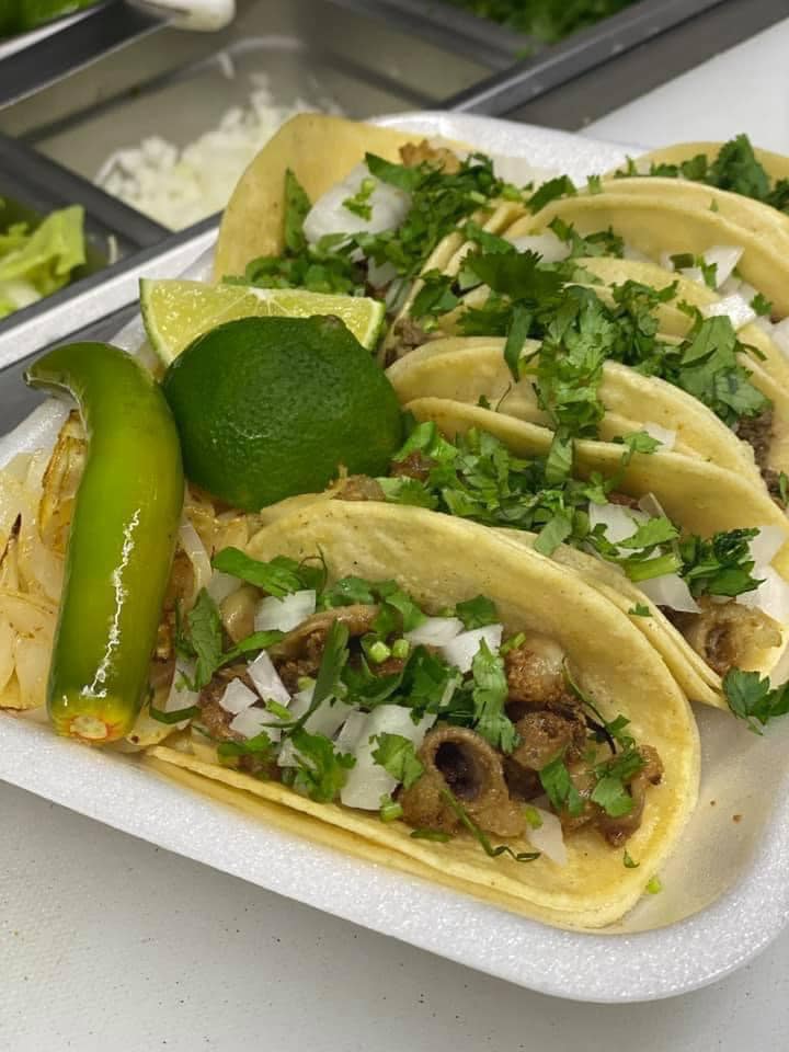 Taqueria Tres Carnales Food Truck | Tulsa, OK 74133