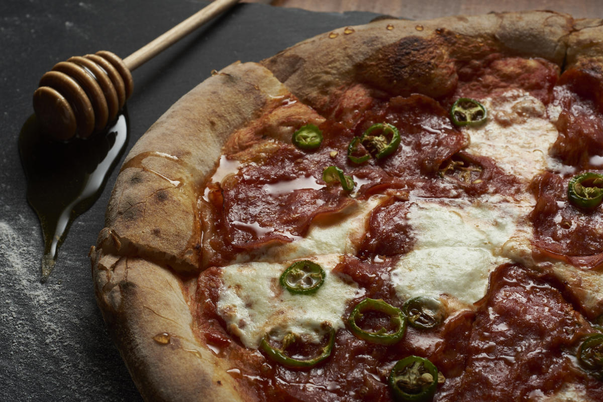 Mozz Artisan Pizza
