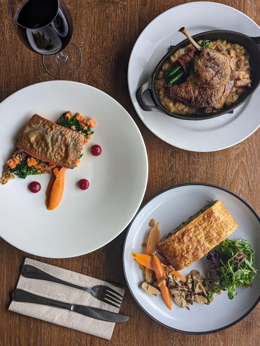 Stanley's Bar & Grill