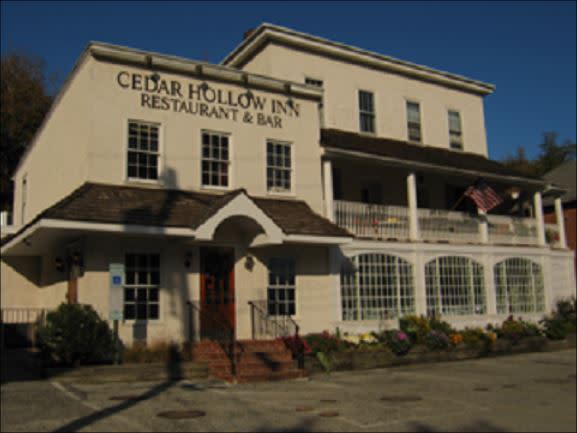 Cedar Hollow Inn Restaurant & Bar | Malvern, PA