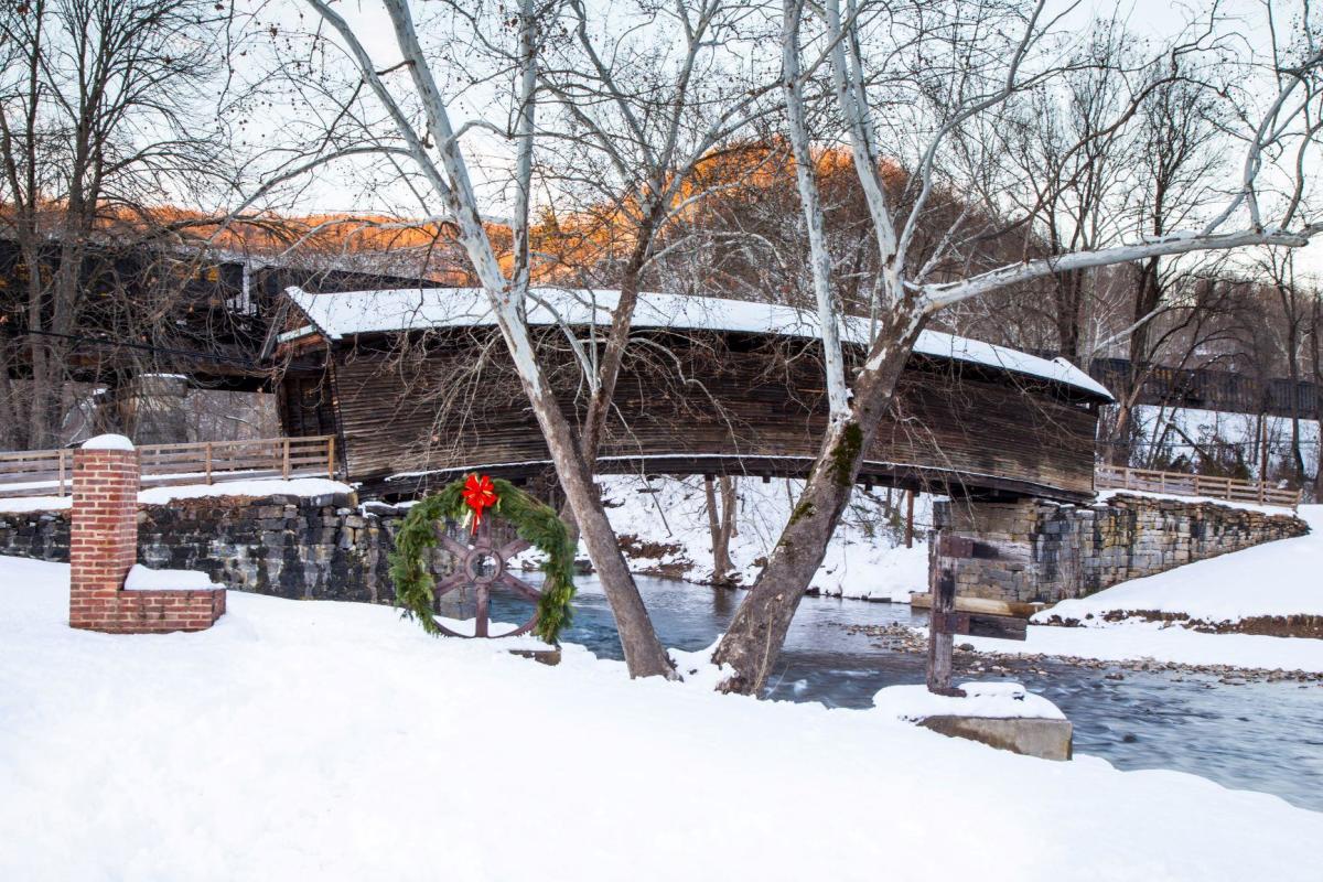 LOVEwork at Humpback Bridge