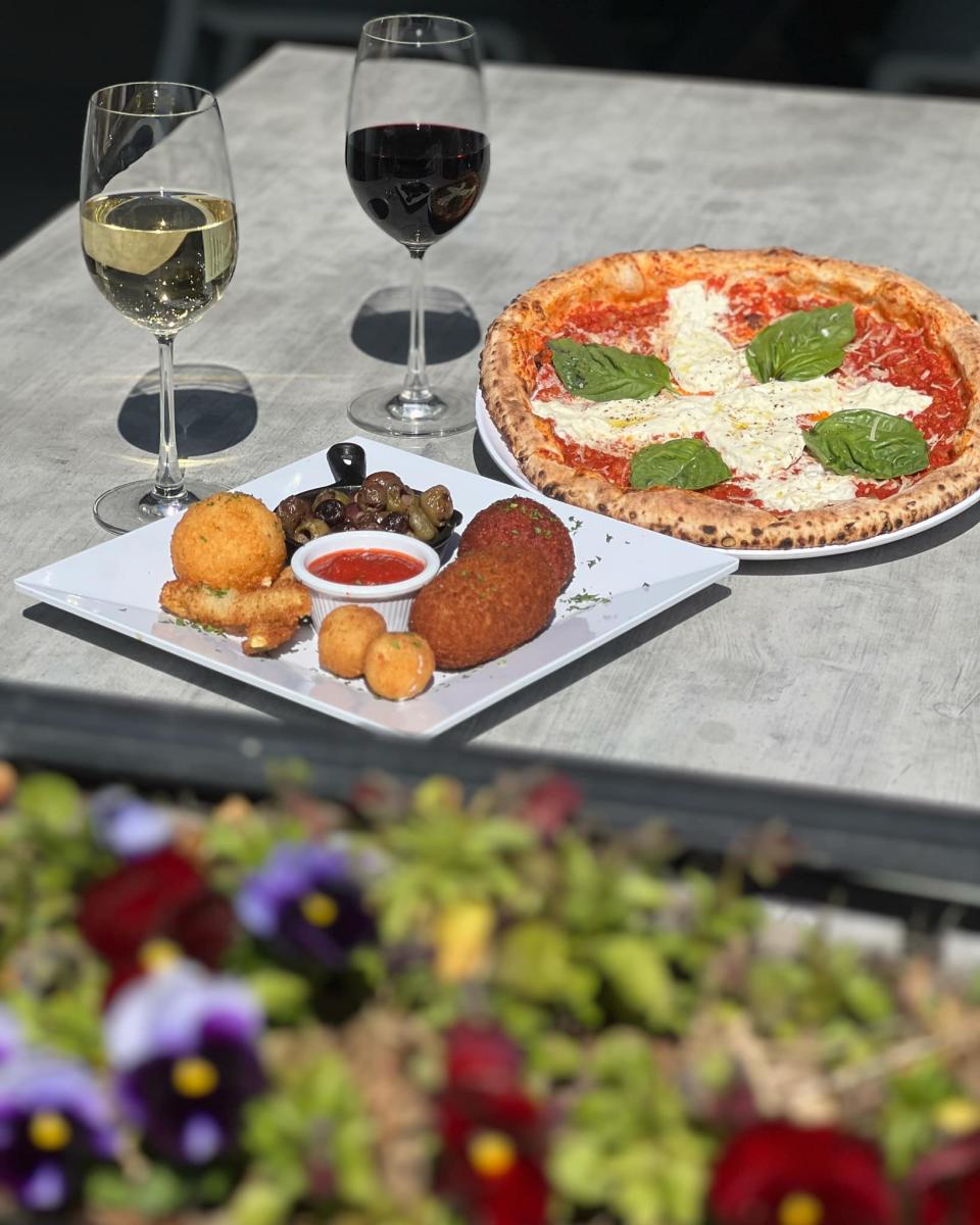 Pupatella Neapolitan Pizza - Reston