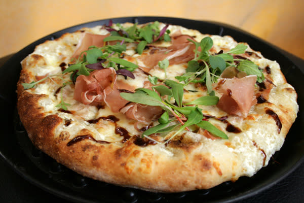 Delia's Pizzeria & Grille