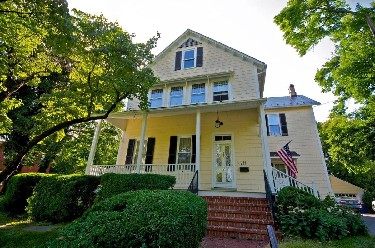 Waypoint House Bed and Breakfast