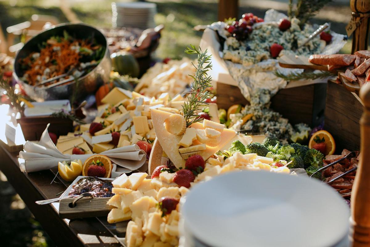 Groovin' Gourmets Catering