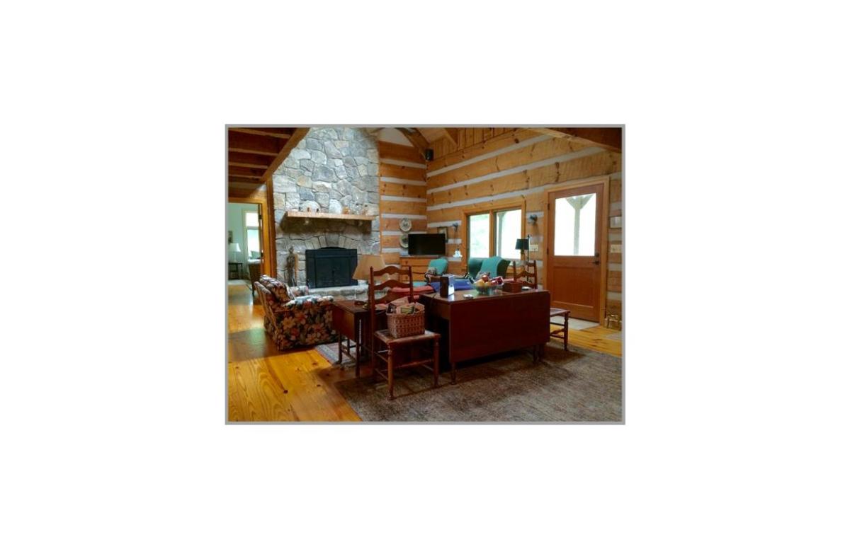 Windridge - Log House Rental - Leesburg