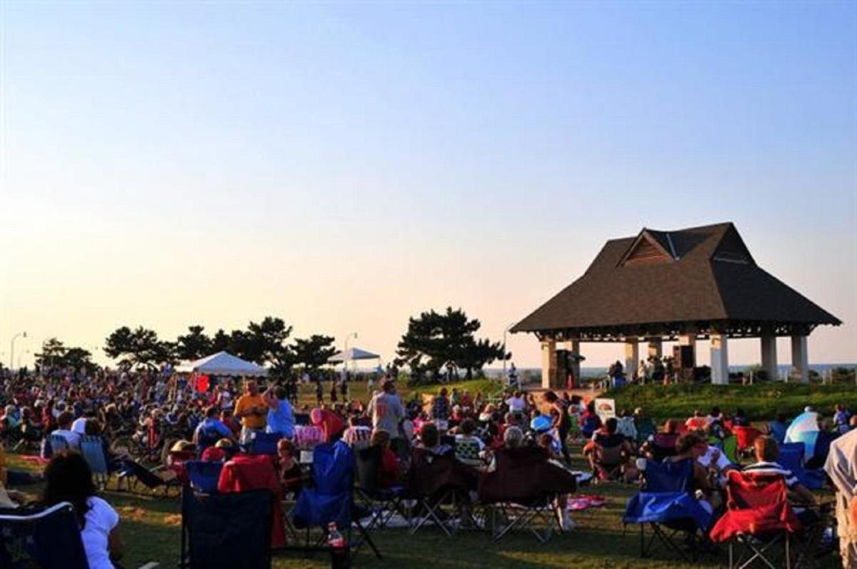 Abreu-Grogan Park and Boat Rental