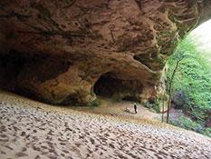 Sand Cave