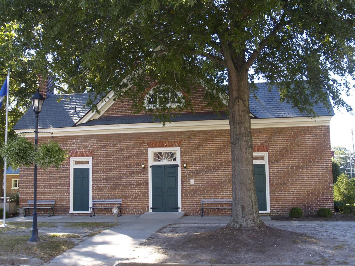 Mathews County Courthouse