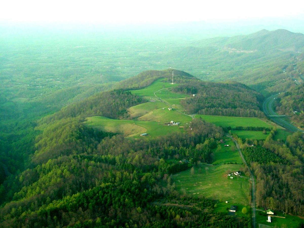 Devil's Den Nature Preserve