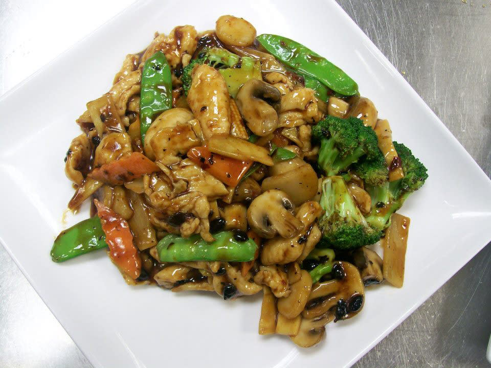 Lin's Asian Bistro