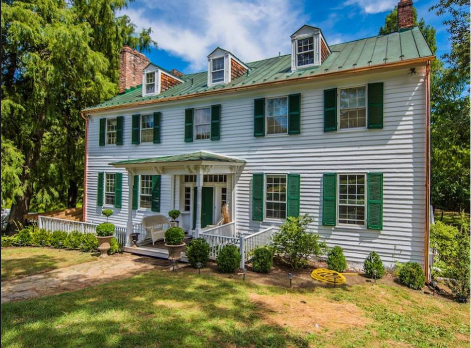 Springdale Village Inn