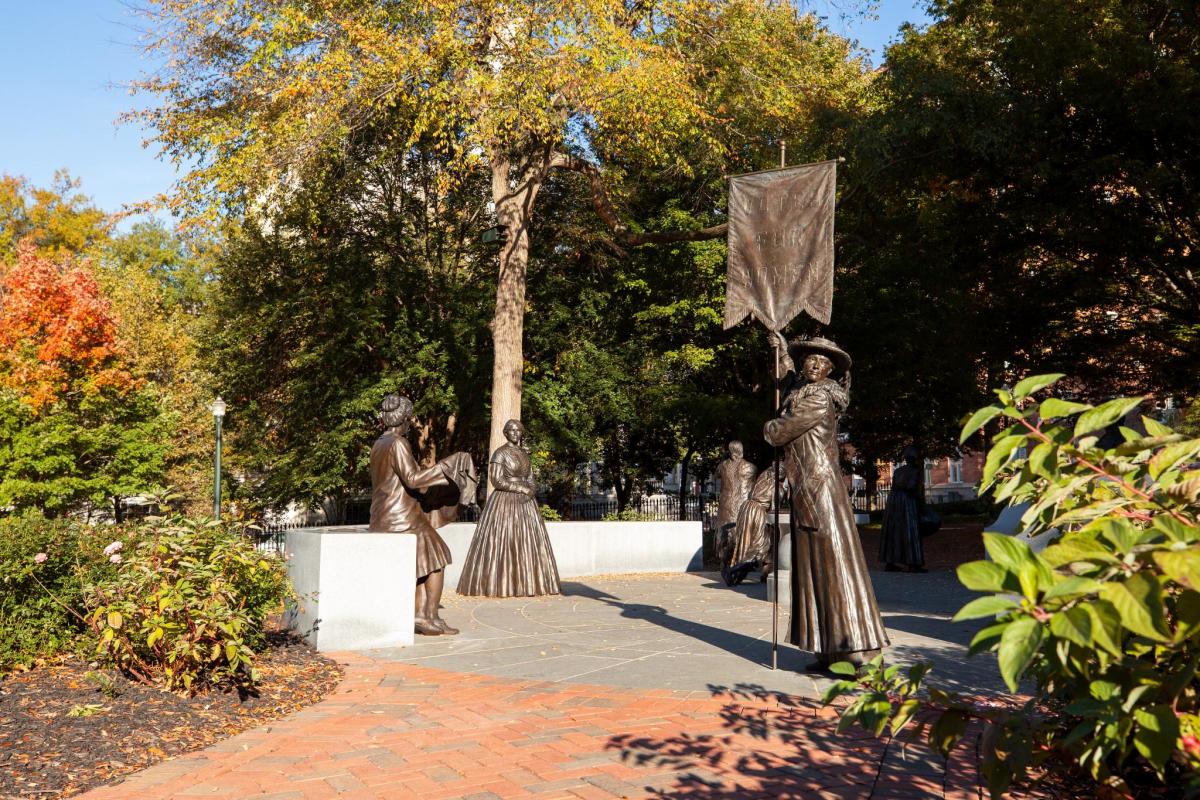 Virginia Women's Monument