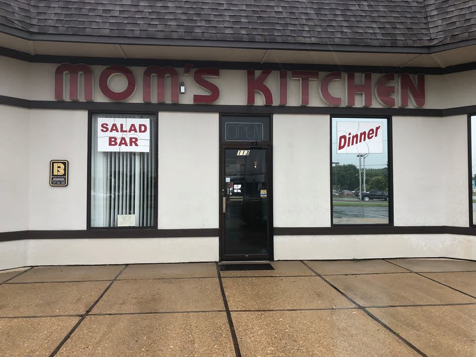 Mom's Kitchen & Scandals Bar